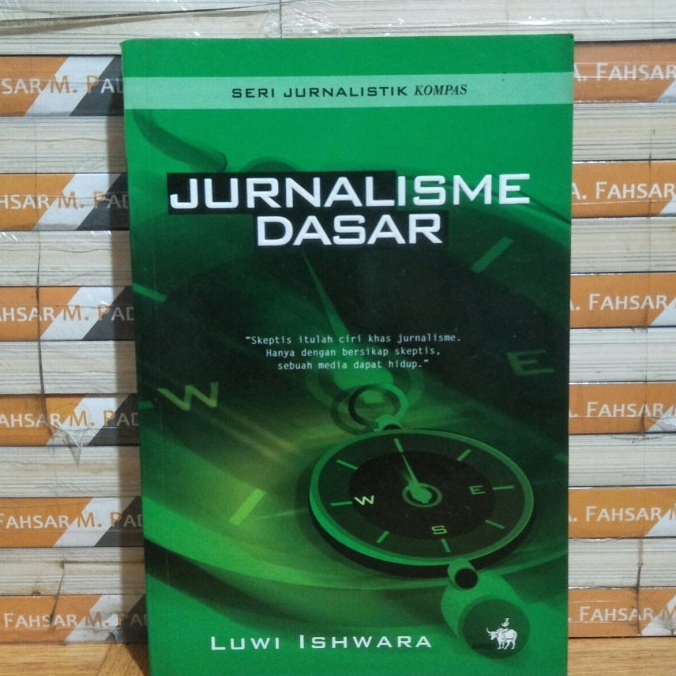 Jual Buku Jurnalisme Dasar - Luwi Ishwara Kompas Gramedia | Shopee ...