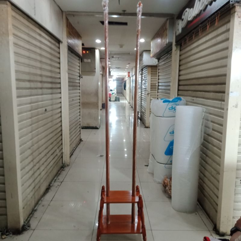 Jual Tiang bendera pataka tiang bendera ruangan lobang2 ready stock ...