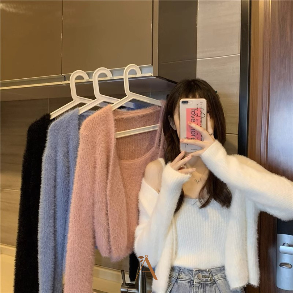 Jual [READY] COUTURADY - AY5 | Orchid Cardigan Tank Top Fur Bulu Korea ...