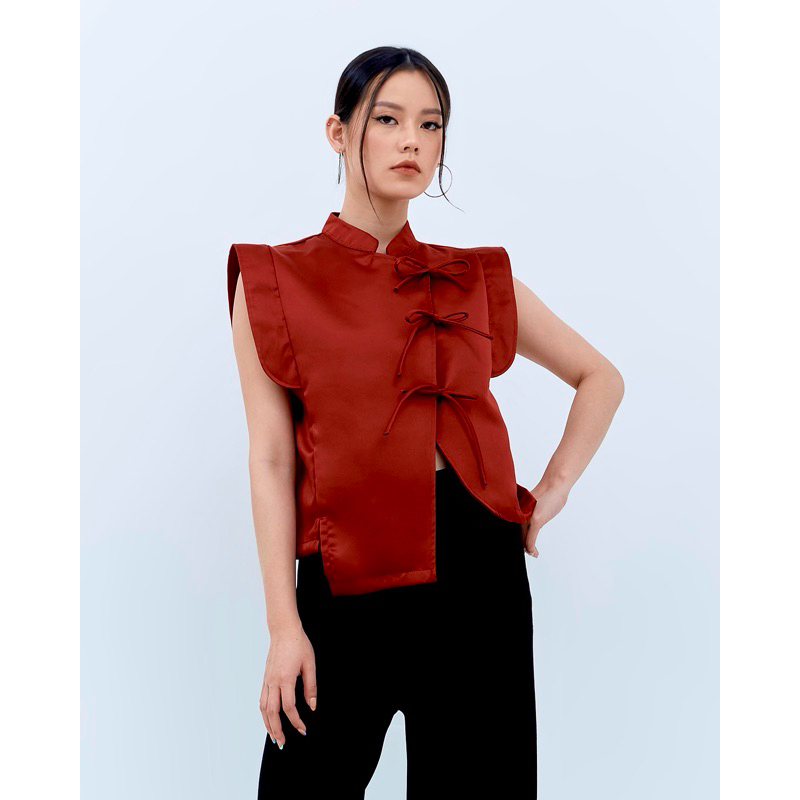 Jual Amy Blouse By NOYA | Shopee Indonesia