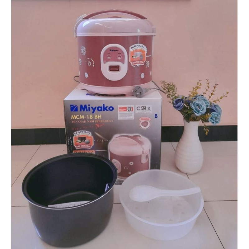 Jual Miyako Magic Com MCM 18 BH Plus Thermostat Kapasitas 1,8L Pink ...