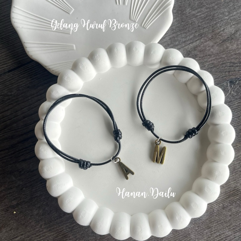 Jual (New) Gelang Bronze Huruf Custom A~Z| Gelang Huruf Beonze | Shopee ...