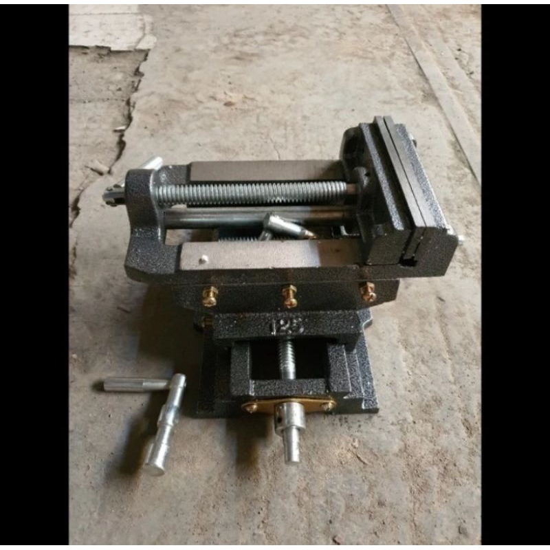 Jual promo Catok ragum silang duduk croos slide vice 150 MM bench drill ...