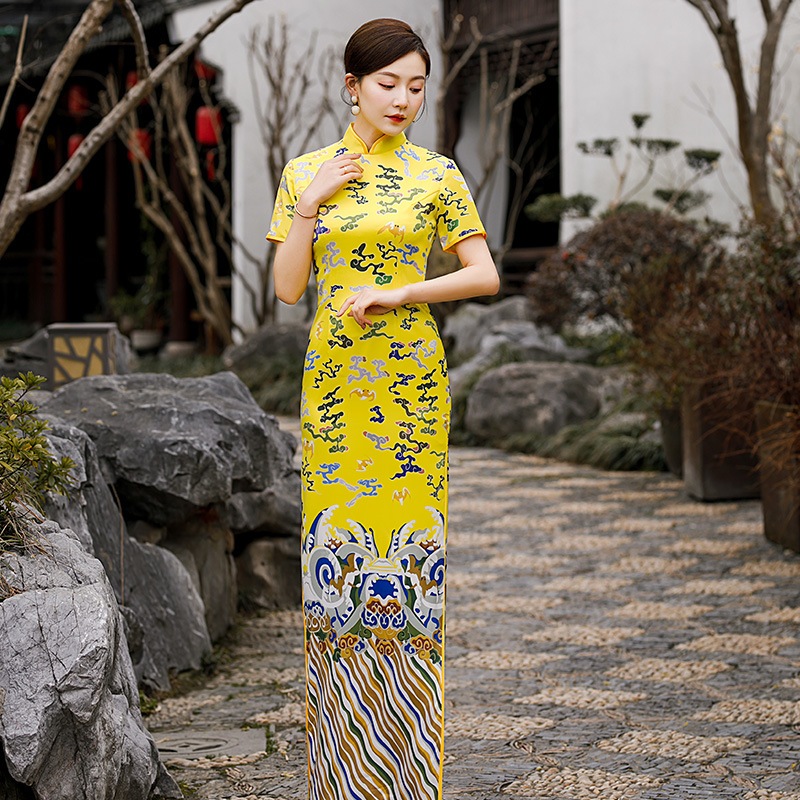 Jual Londoners - Premium Yellow Maxi Cheongsam Dress | Baju Tradisional ...