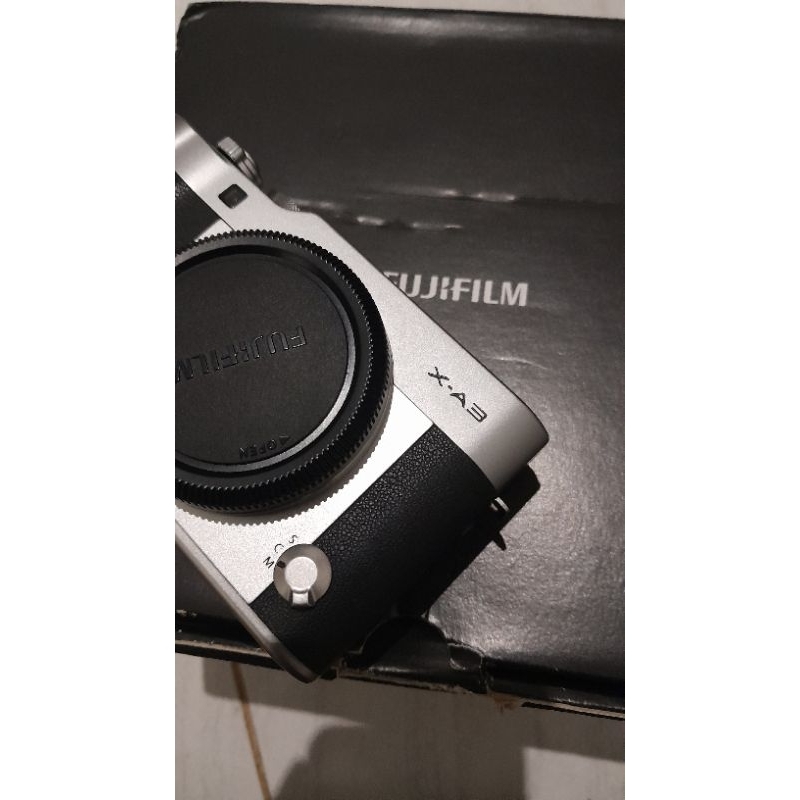 Jual fujifilm xa3 body only | Shopee Indonesia