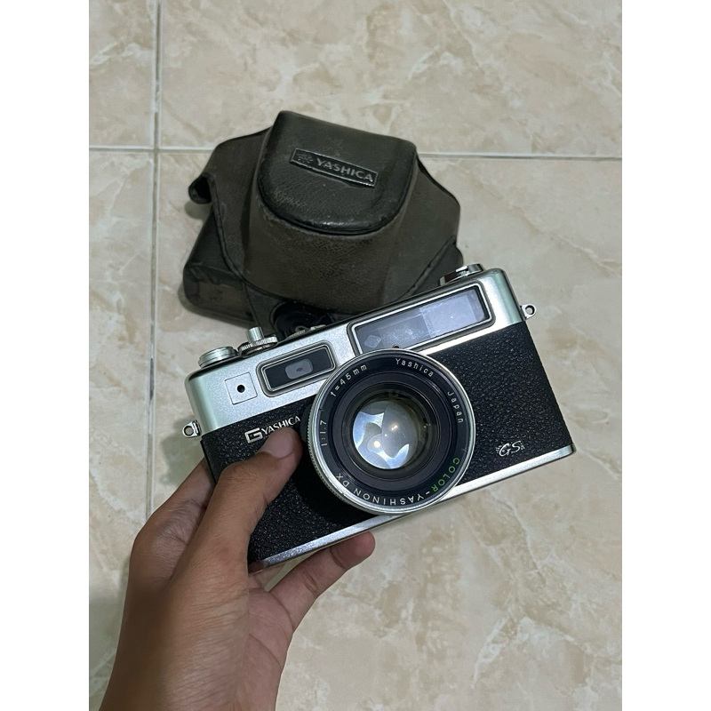 Jual KAMERA ANALOG RANGEFINDER YASHICA ELECTRO 35 GSN + case | Shopee Indonesia
