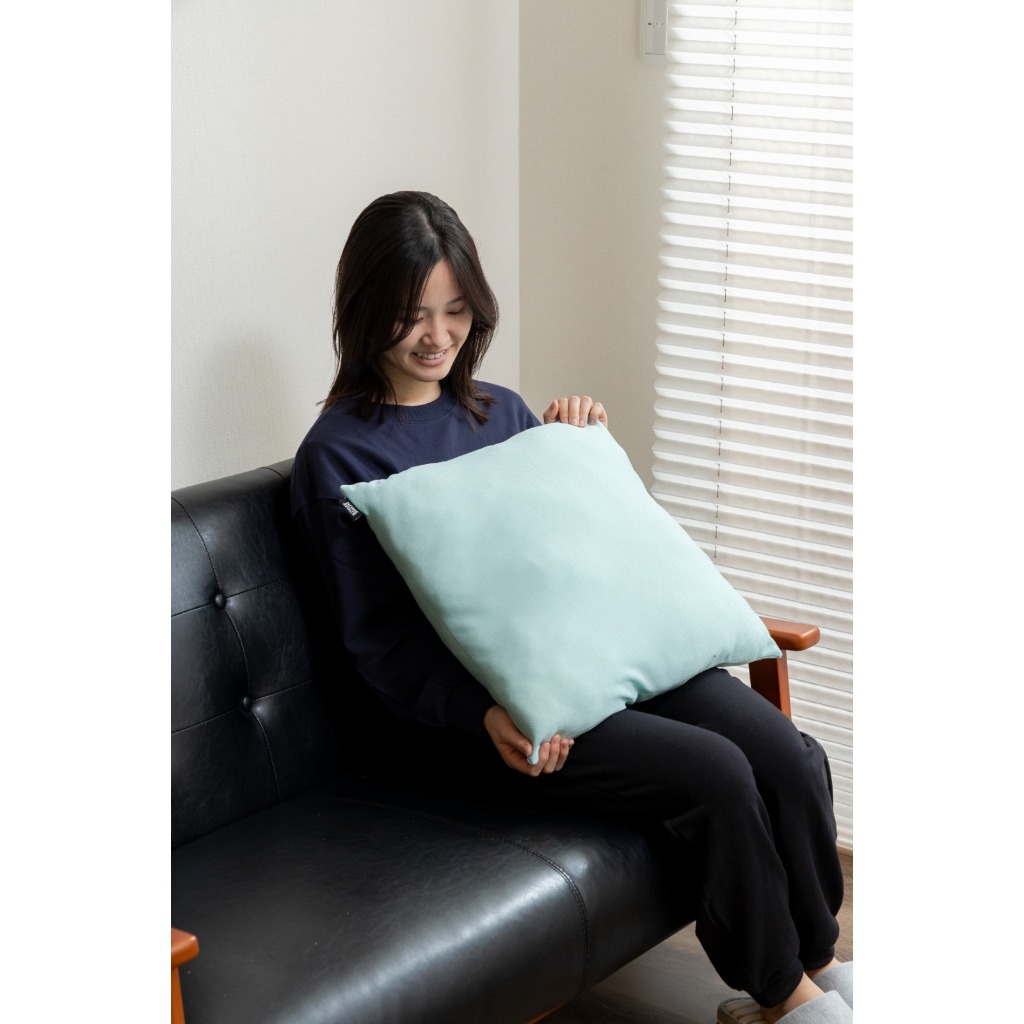 Jual HOMESPACE Isian Bantal Sofa 45 x 45 cm | Shopee Indonesia