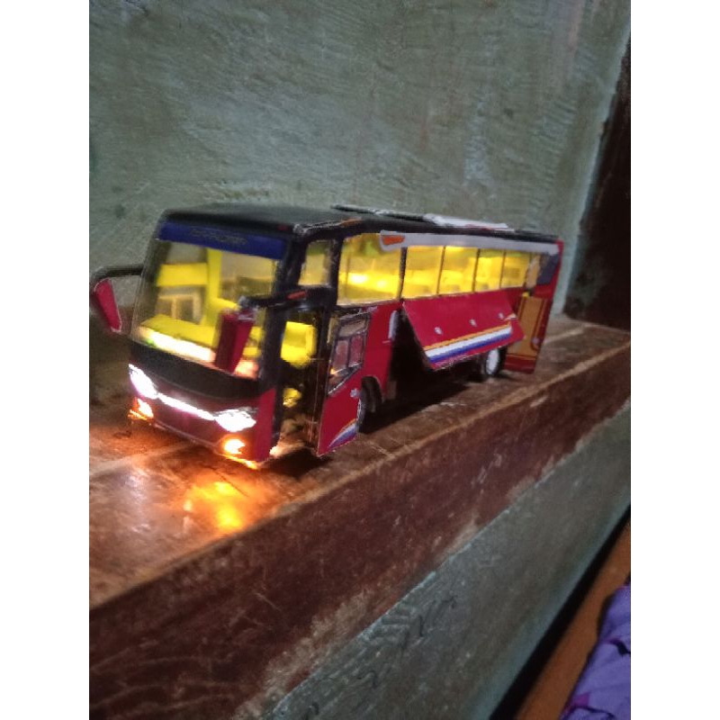 Jual miniatur bus palala jb3 full interior dan full bukaan hidrolik ...