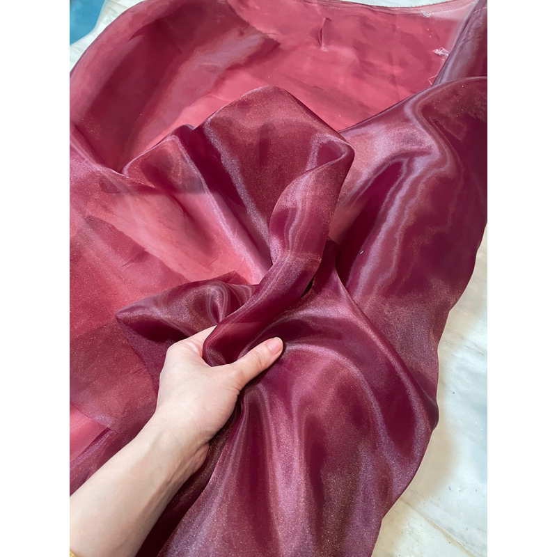Jual Bahan Kain Kaca Organza Silk Polos Organdi Warna Red Cherry ...