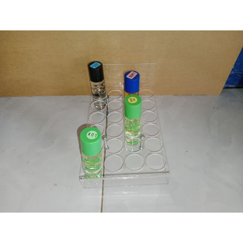 Jual Display parfum acrilik utk botol cassa spray 35 ml diameter 3,4 cm ...