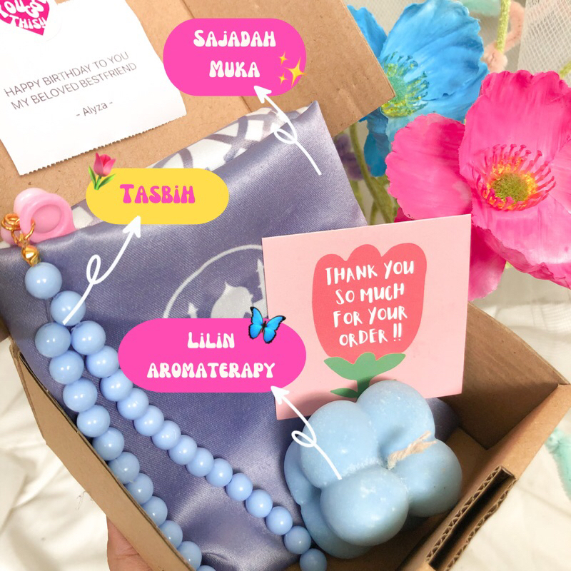 Jual MINI GIFT BOX SAJADAH TRAVEL | HADIAH ULANGTAHUN ANNIVERSARY ...