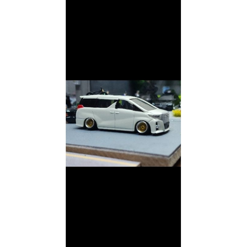 Jual TOMICA 78 TOYOTA ALPHARD PUTIH CUSTOM STANCE PREMIUM | Shopee Indonesia