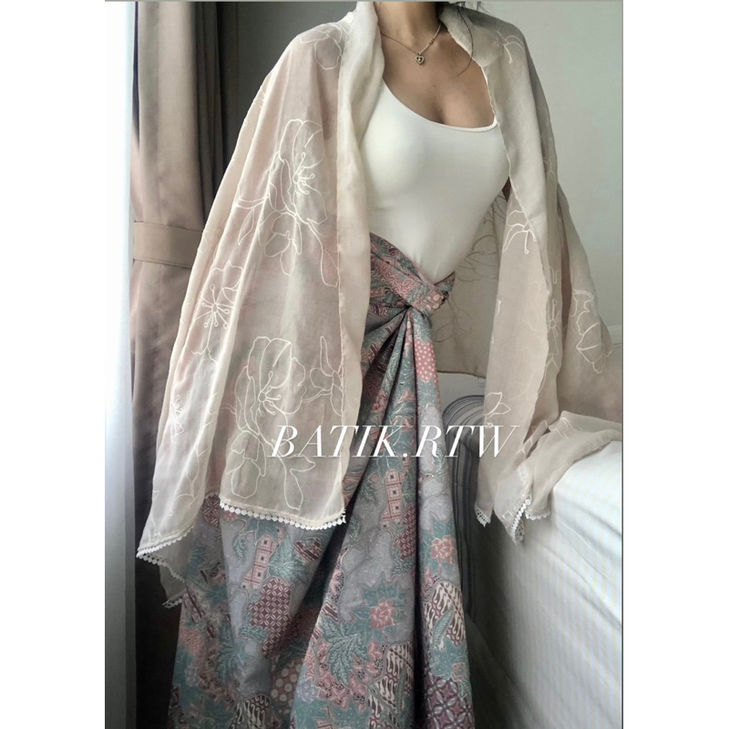 Jual Aura Premium Pashmina Batik Scarf / Shawl / Selendang | Shopee ...
