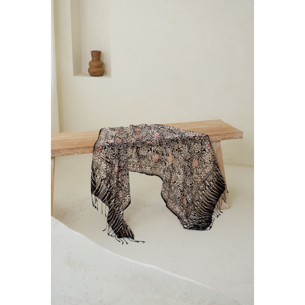 Jual Batik Ratu - Adenium in Black - Syal Batik Sutra - 55 | Shopee ...
