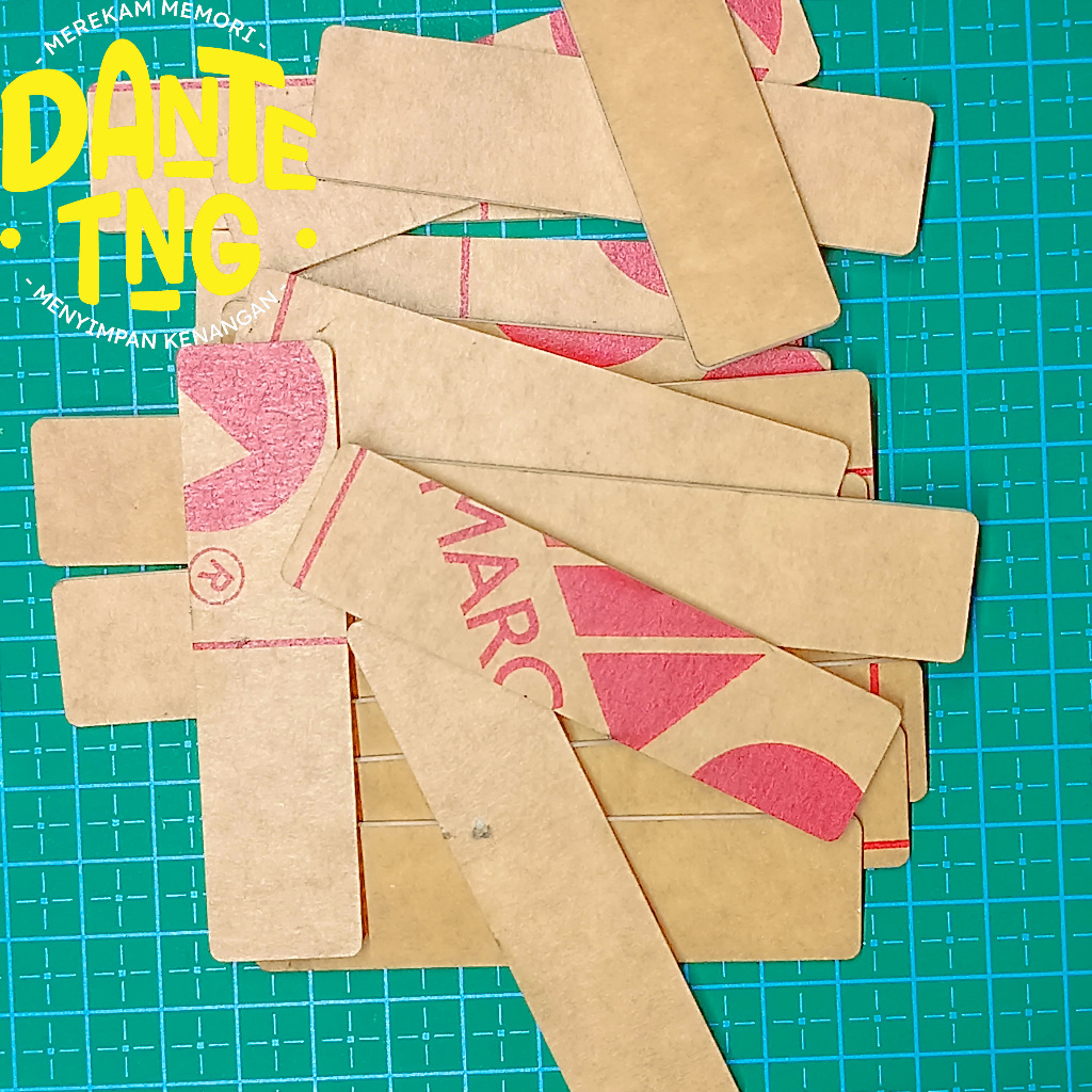 Jual Papan Nama Akrilik Dada Acrylic Name Tag warna Putih Solid Putih ...