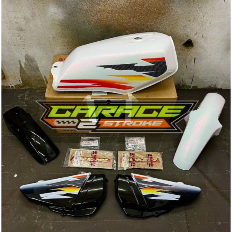 Jual Tangki Tengki Bensin set Yamaha Rx King Hitam Putih Custom ...
