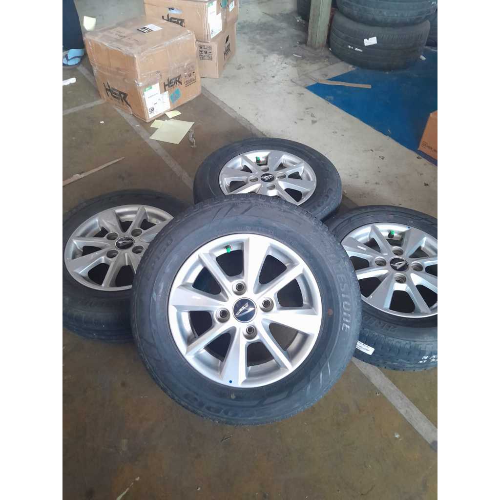 Jual Velg Oem Xenia Bekas Ring 14 Pcd 4x114,3 Plus Ban BS | Shopee ...