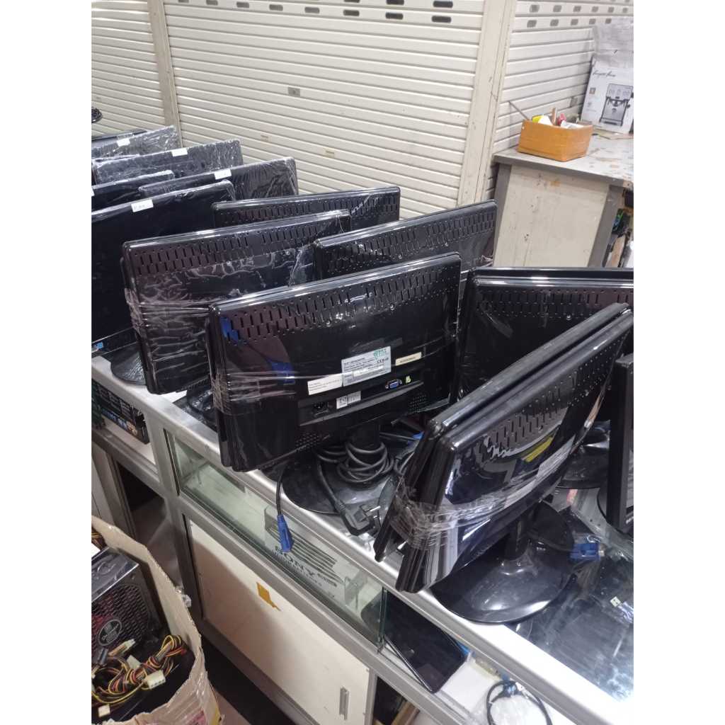 Jual lcd monitor led komputer 16 inch | Shopee Indonesia