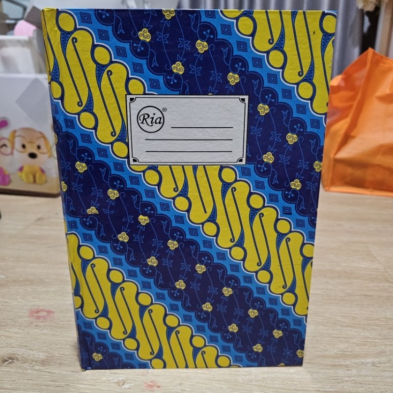 Jual BUKU FOLIO 100 LEMBAR RIA/HARDCOVER FOLIO 100 LEMBAR RIA | Shopee ...