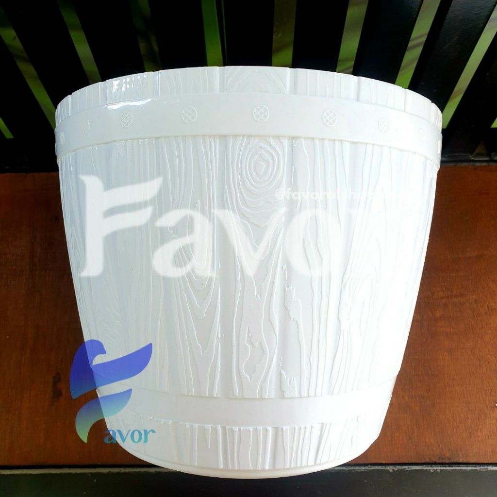 Jual Pot Motif Gentong Kayu PUTIH Lovenia 22 Pot Plastik Bunga Tanaman ...