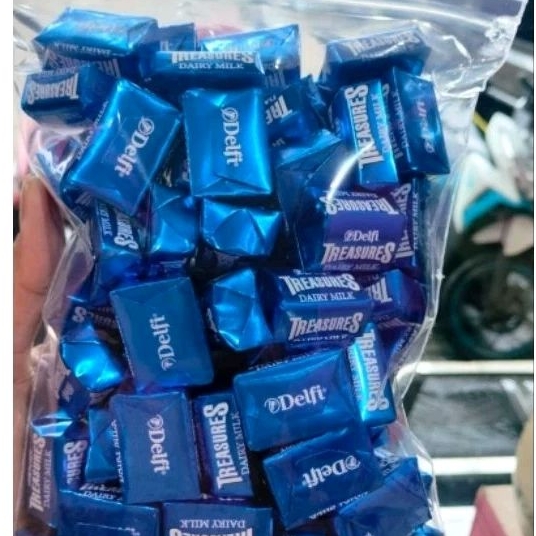 Jual Coklat delfi treasure treasures milk 250gram isi 24pcs original ...