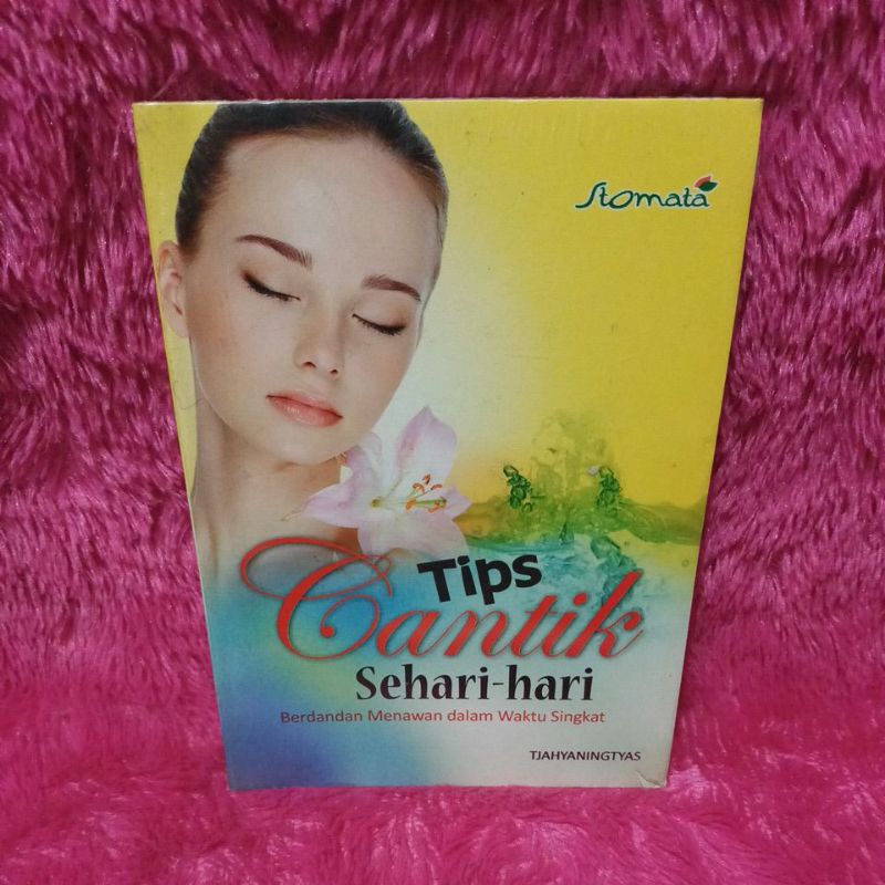 Jual buku tips cantik sehari hari - berdandan menawan dalam waktu singkat | Shopee Indonesia