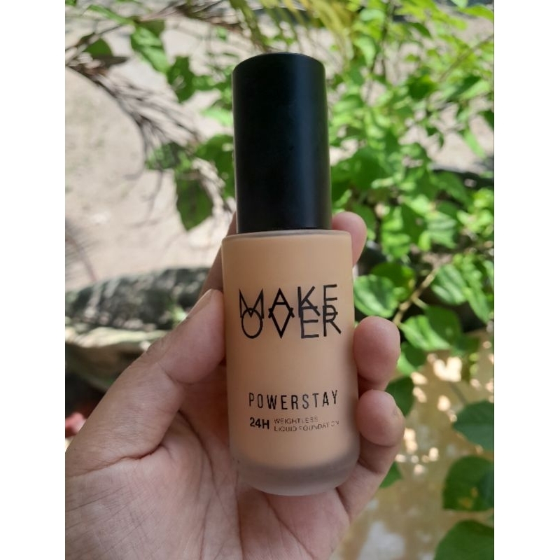 Jual Makeover Powerstay Weightless Liquid Foundation 24H (W41 Coral ...