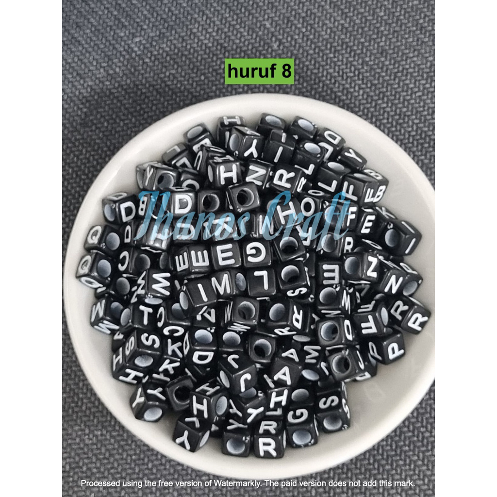 Jual mote alfabet kotak/ manik2 kotak huruf ( 10 gram) | Shopee Indonesia