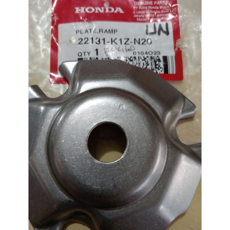 Jual PLATE,RAMP/Tutup rumah roller Honda Vario150 PCX150 PCX160 kode ...