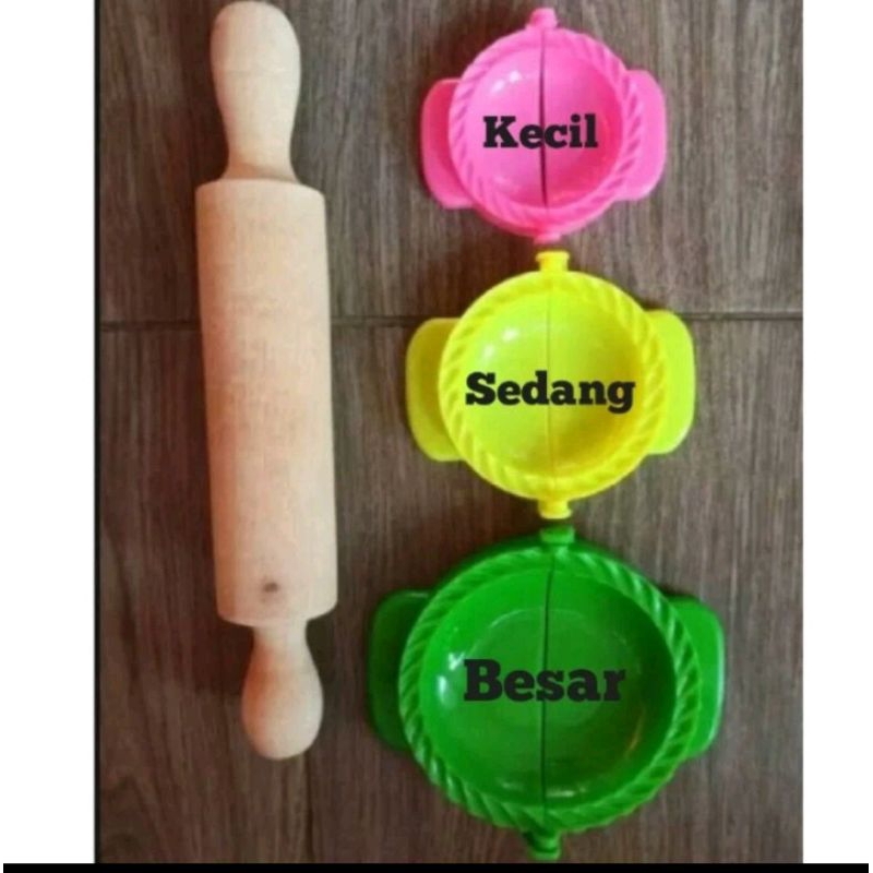 Jual Rolling pin dan cetakan pastel 1 set Besar kecil dan sedang ...