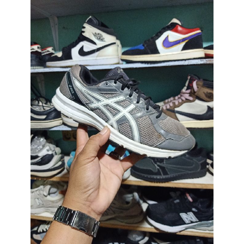 Jual Sepatu Asic Size 42 ( Second Original ) | Shopee Indonesia