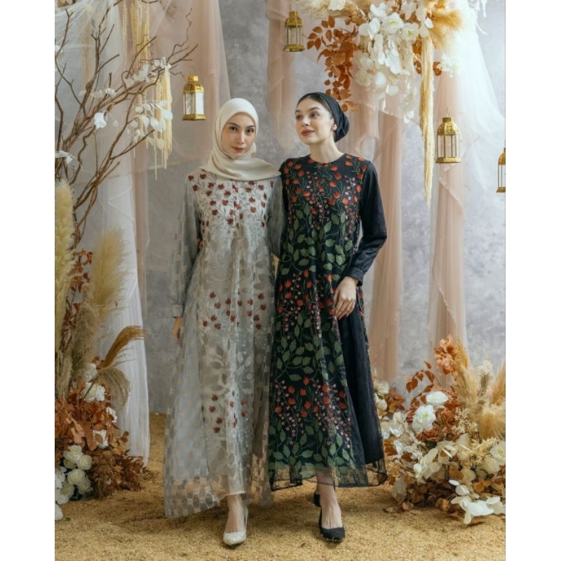 Jual size M blush Roseanne Dress hl heaven lights Roseane Dress hl ...