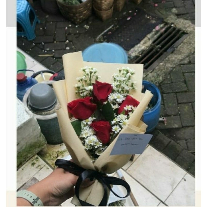 Jual buket mawar asli/bucket bunga mawar segar/fresh mawar | Shopee ...