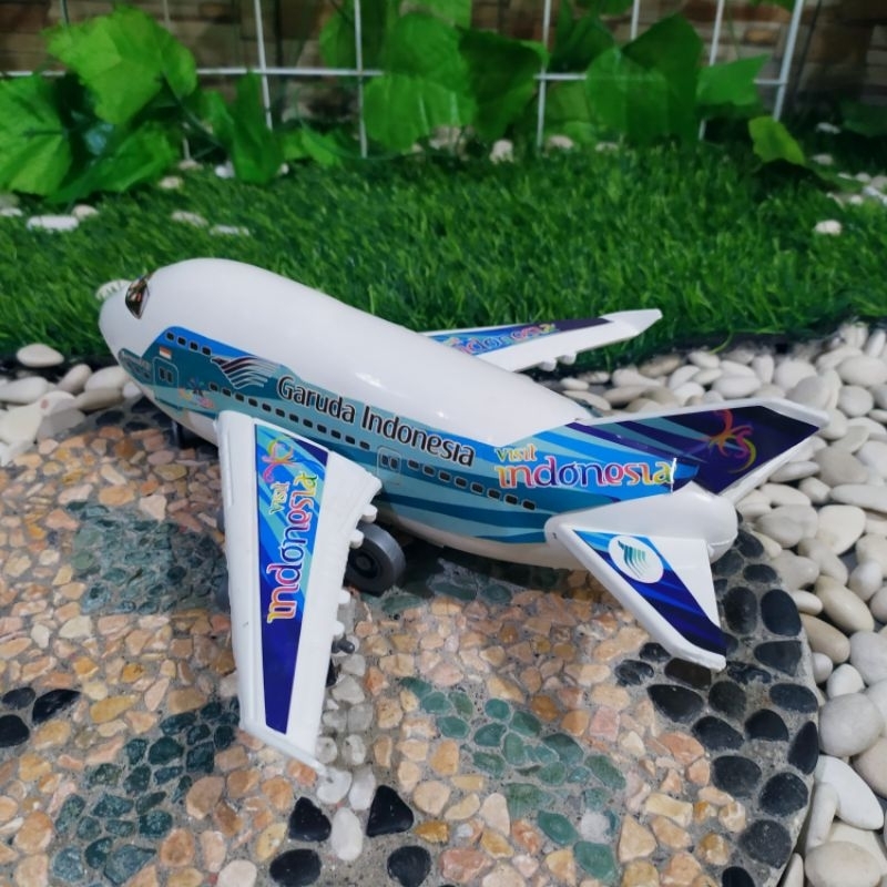 Jual mainan pesawat airbus anak edukatif - mainan pesawat murah - kado ...