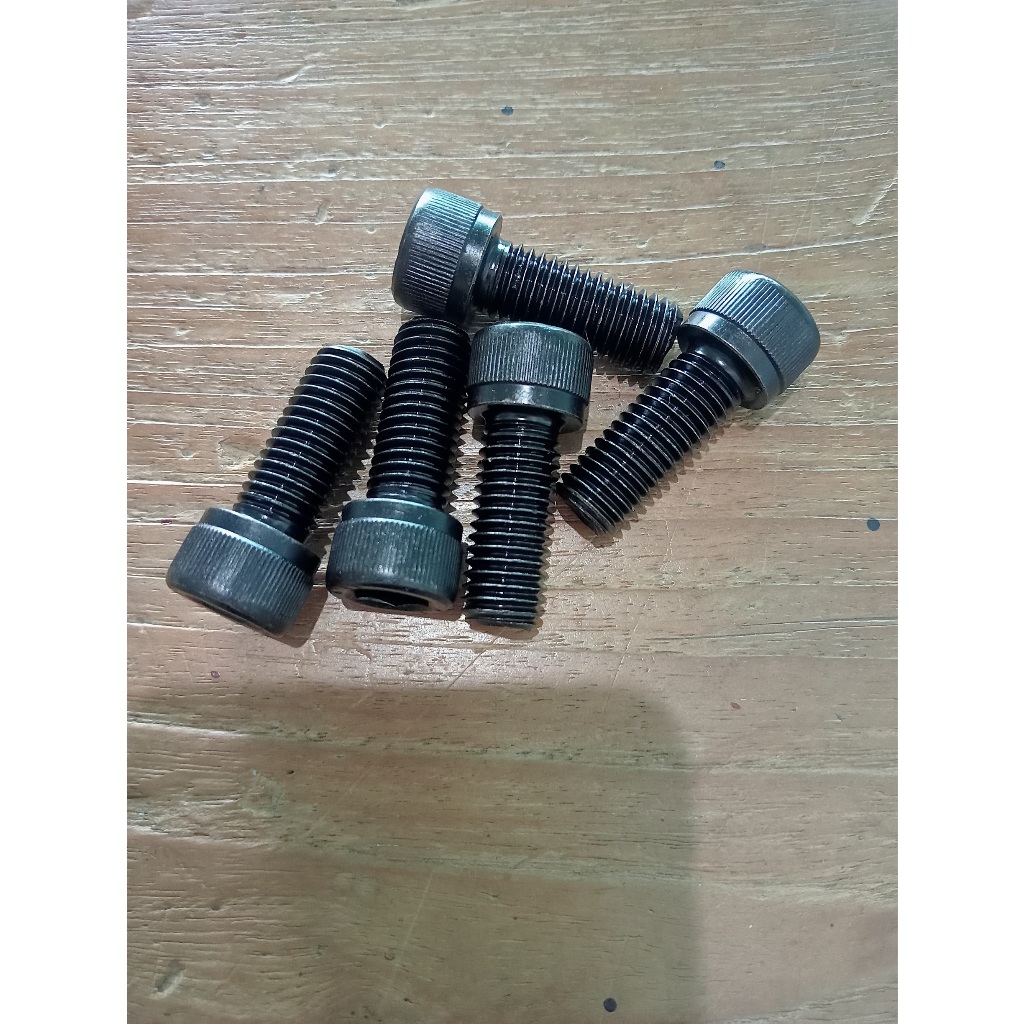 Jual Baut L Baja Hitam M12 x 30 | Shopee Indonesia