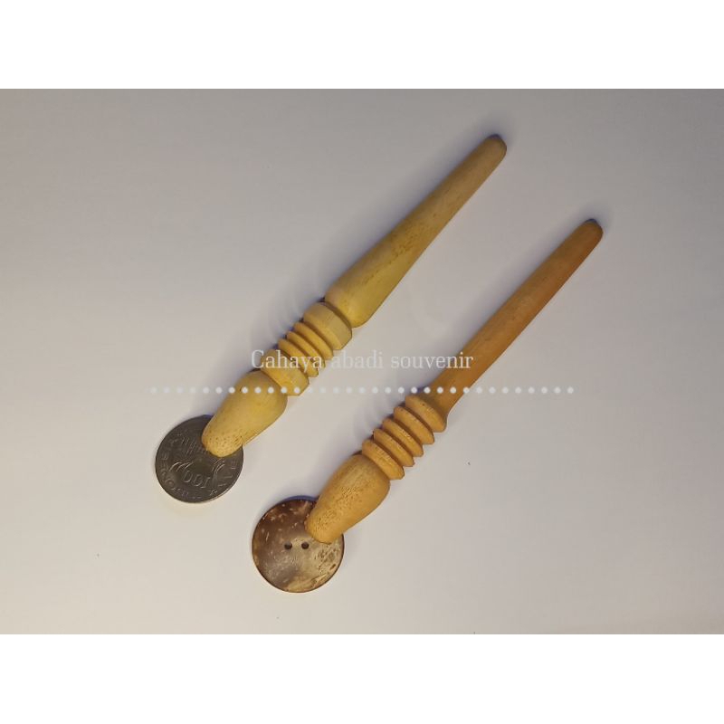 Jual alat kerokan kerikan badan koin tempurung kelapa gagang kayu ...