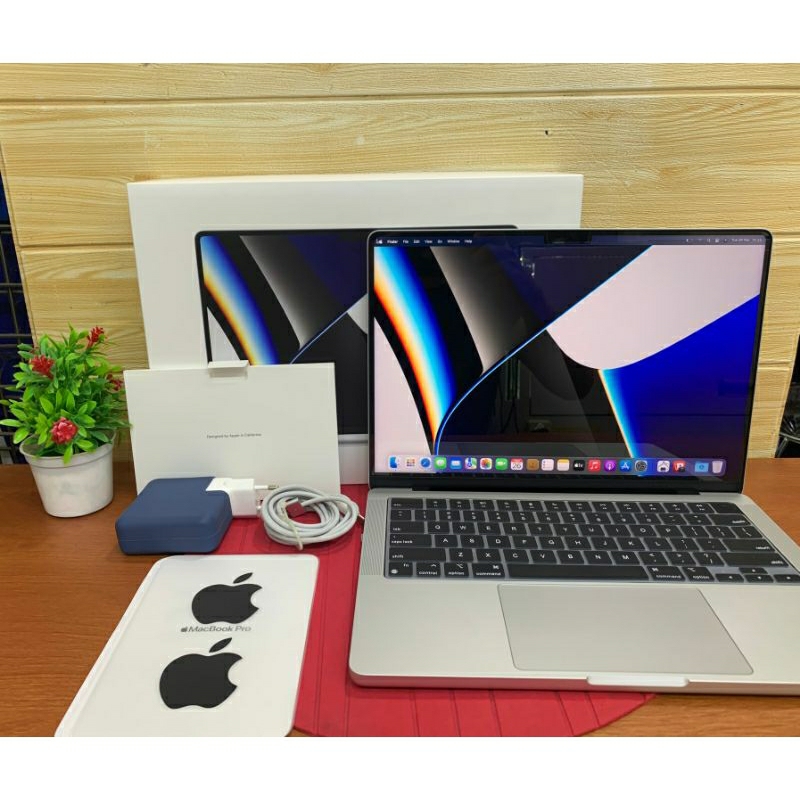 Jual Macbook Pro M1 Pro 14 inch 2021 Ram 16GB SSD 512GB Silver Ex iBox | Shopee Indonesia