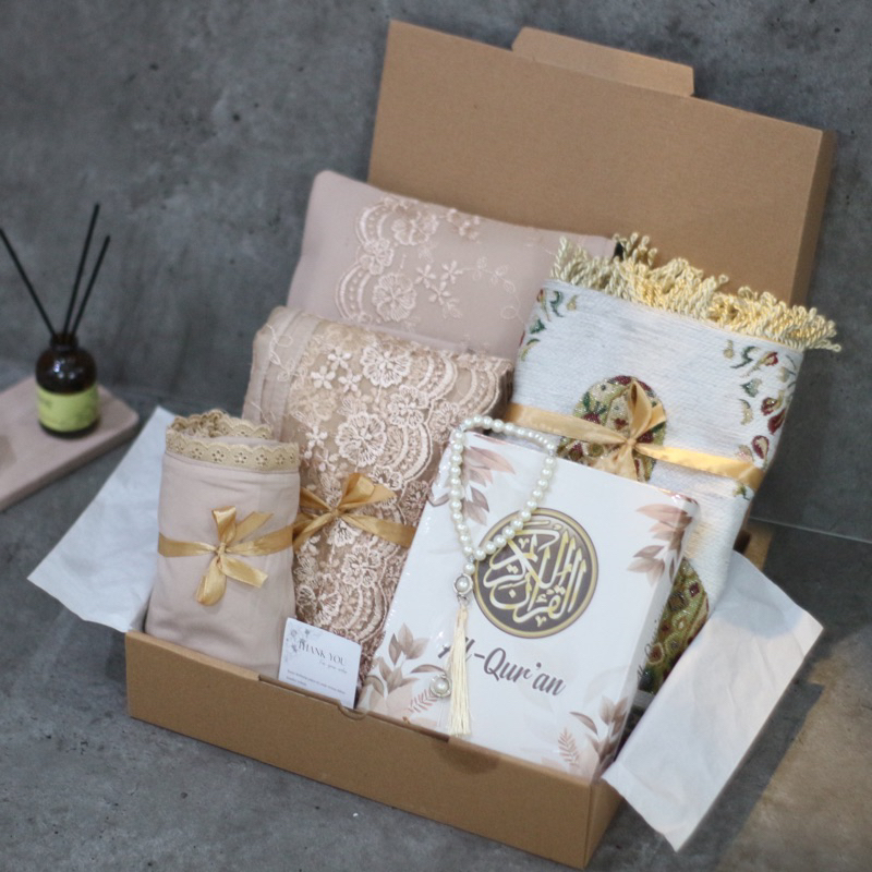 Jual paket seserahan alat sholat kado ibu kado guru hampers mukena ...