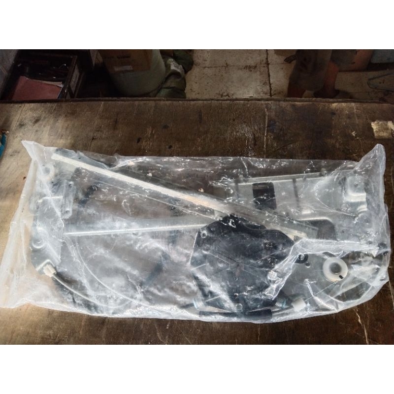 Jual Window regulator/regulator kaca canter ps110/ps125/ps136 ORI ...