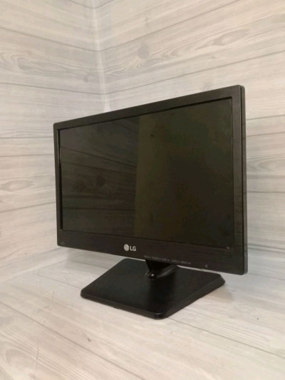 Jual LED MONITOR LG 16 INCHI komplit kabel | Shopee Indonesia