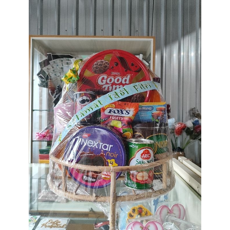 Jual PARCEL PAKET 3/ PARCEL HARI RAYA / PARCEL SEMBAKO / PARCEL JAJAN ...