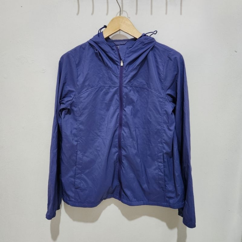 Jual uniqlo running jacket uv cut | Shopee Indonesia