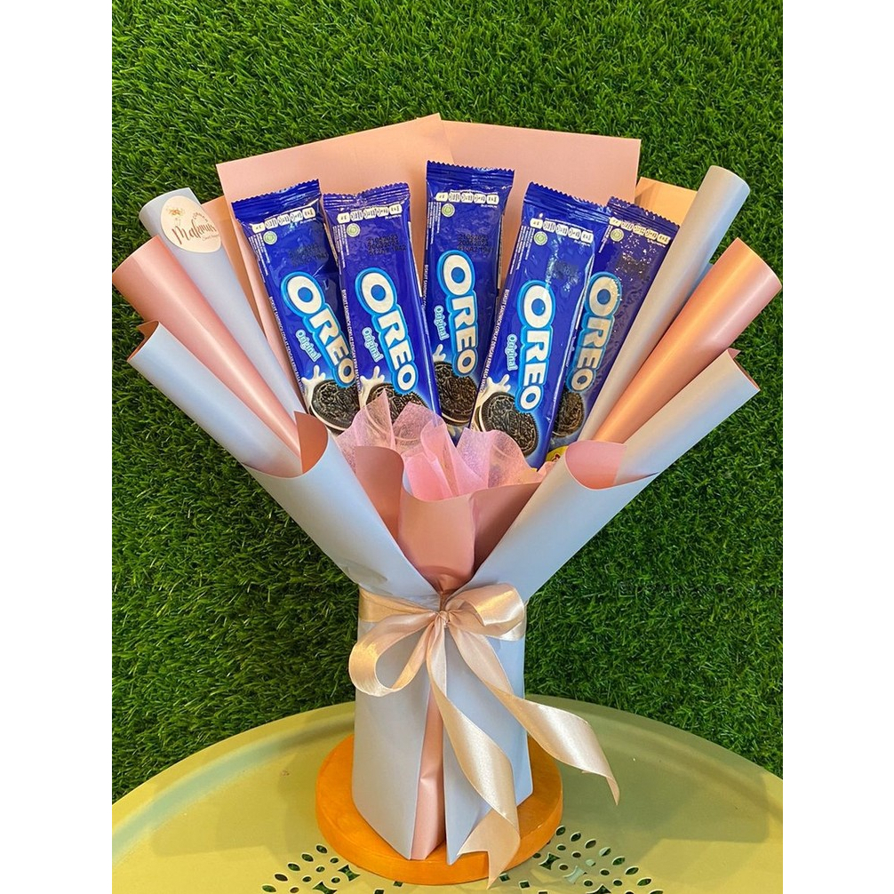 Jual buket snack oreo isi 5 oreo buket wisuda buket bunga | Shopee ...