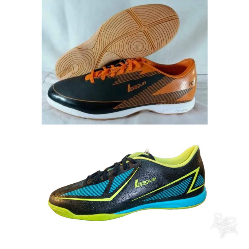 Jual Sepatu League Hitam Futsal Volt 2 IC Original STOK LAMA SALE ...