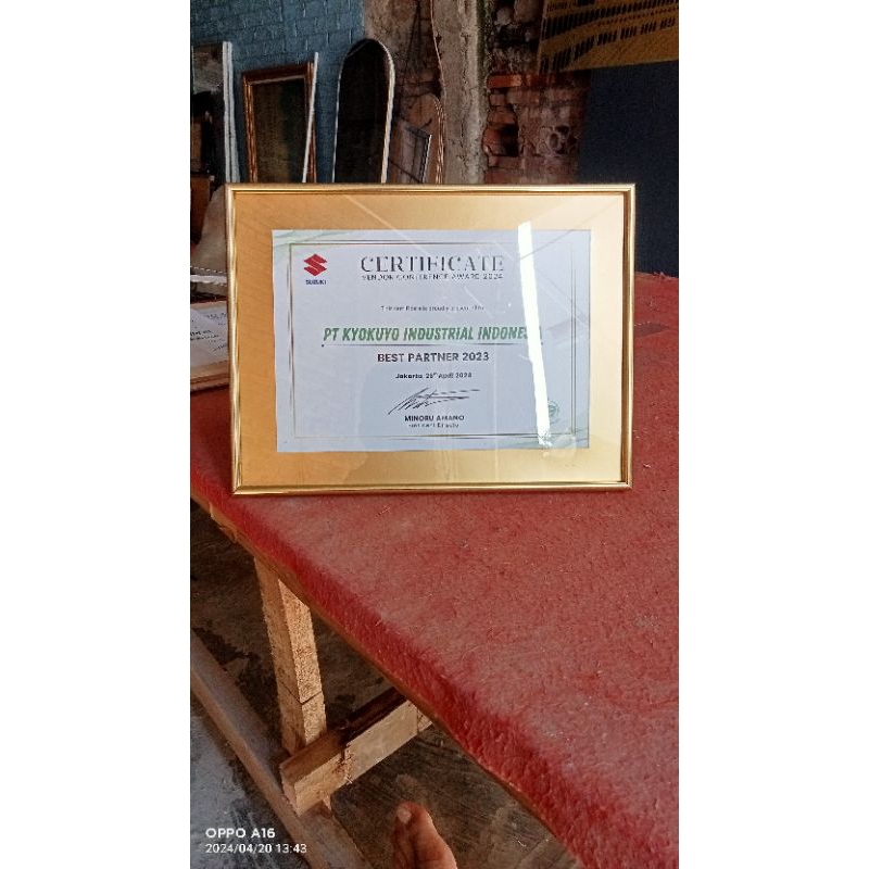 Jual frame stainless a4/ piagam | Shopee Indonesia