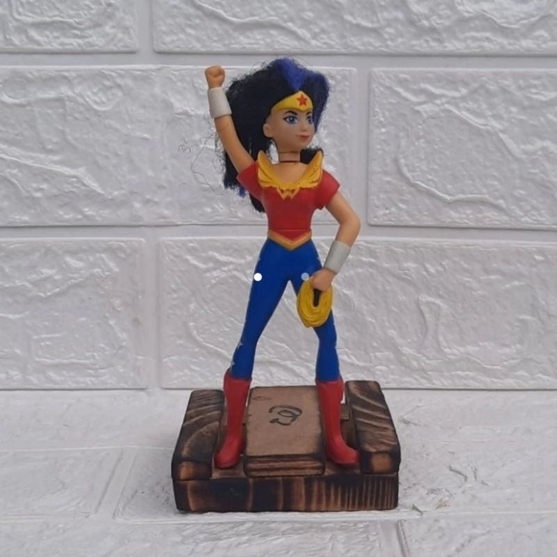Jual Figure Wonder Woman Ori Dc Comics Happy Meal McDonald's 2016 ...