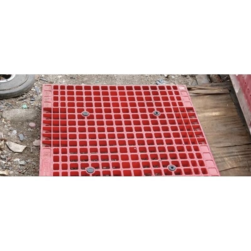 Jual pallet plastik bekas,kecil/mini UK 50x50x8,bahan tebal berkwalitas ...