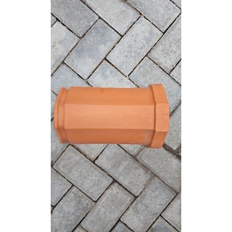 Jual wuwung / nock genteng karang pilang good year wuwung bulat italy ...