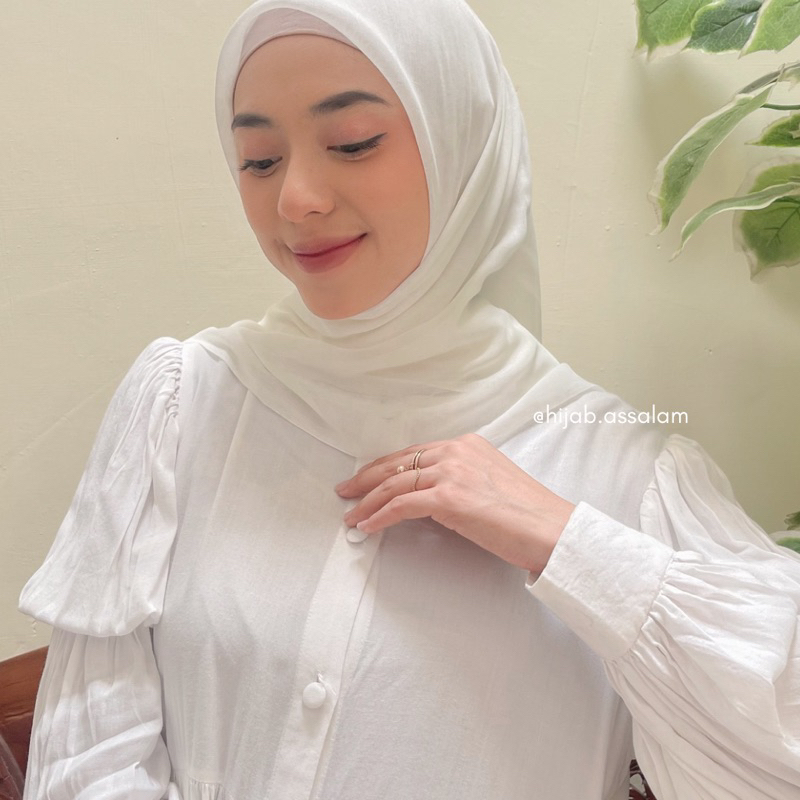 Jual Hijab Segiempat Paris Jadul Premium, Hijab Paris Jadul, Paris ...