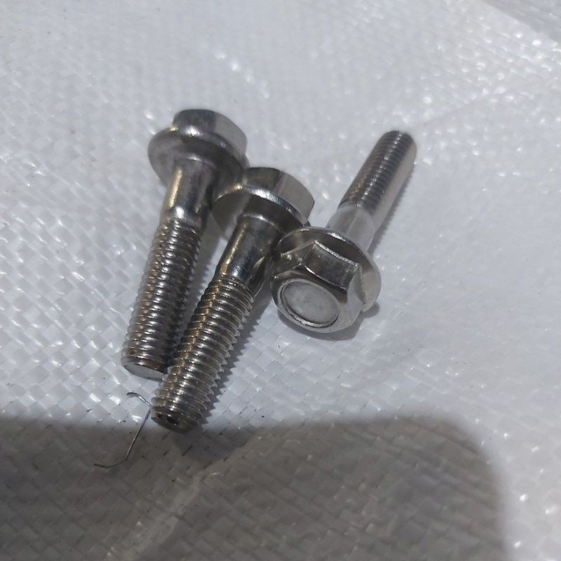 Jual Baut Flange SS Ori M8x35 Flange Bolt Stainless Steel M8x35 Half Drat Kunci 13 Setara Kunci ...